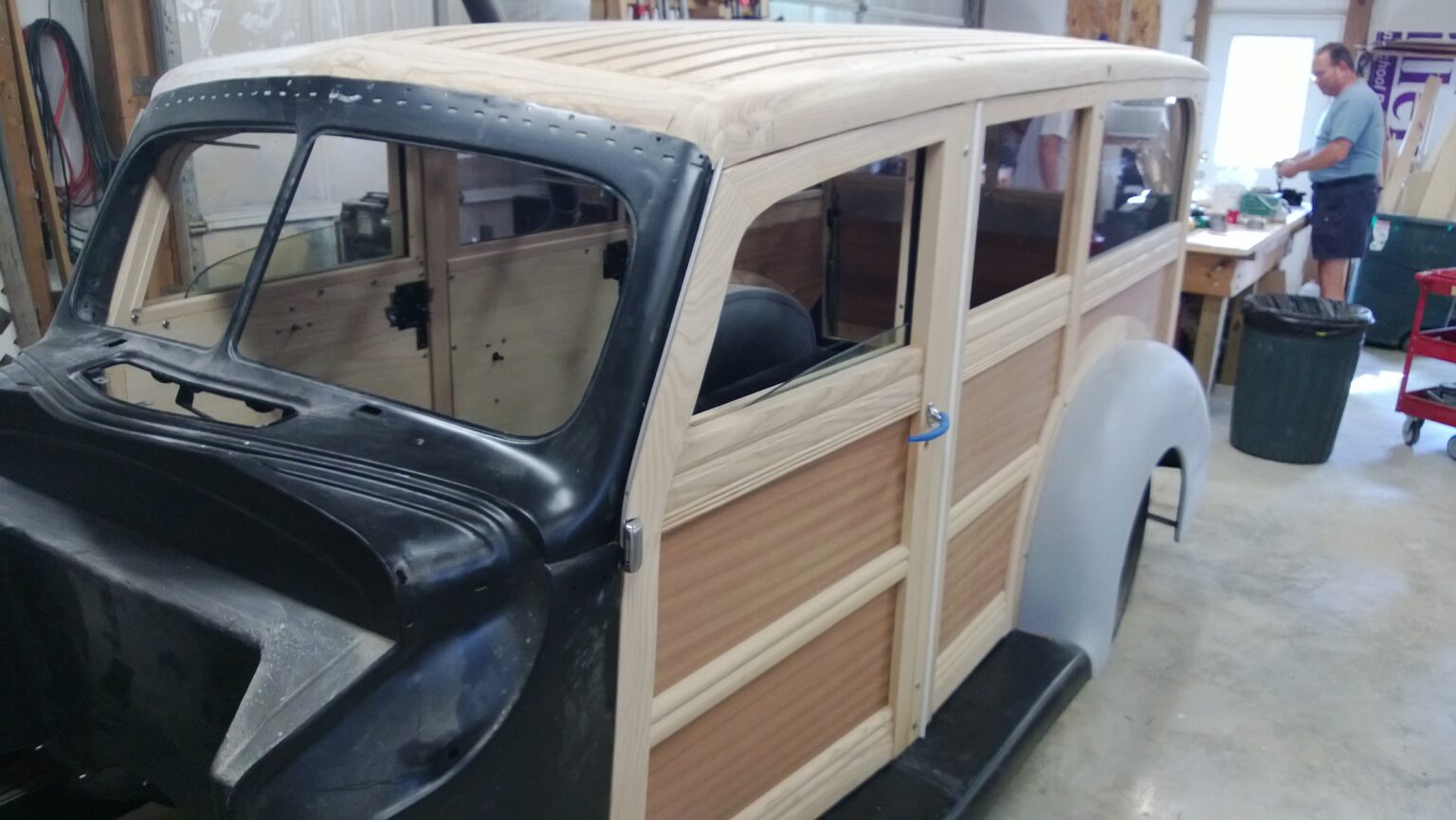 1940 Ford Woody – Belmont Super Service